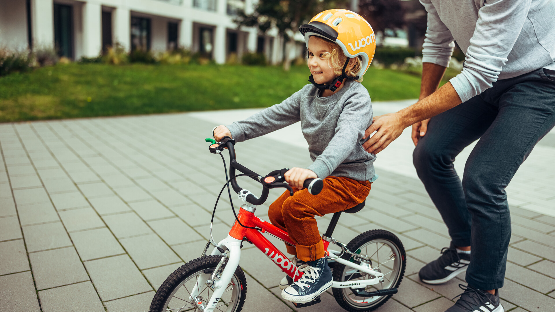 How To Teach A Kid To Pedal A Bike Tales Of A Mountain Mama Atelier 